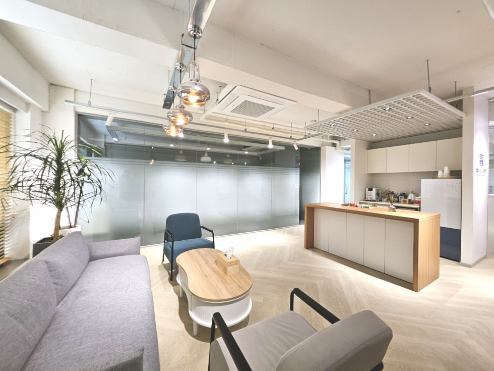 선릉역 도보 5분 포스코 센터 인근 인테리어 S급 중소형 사무실